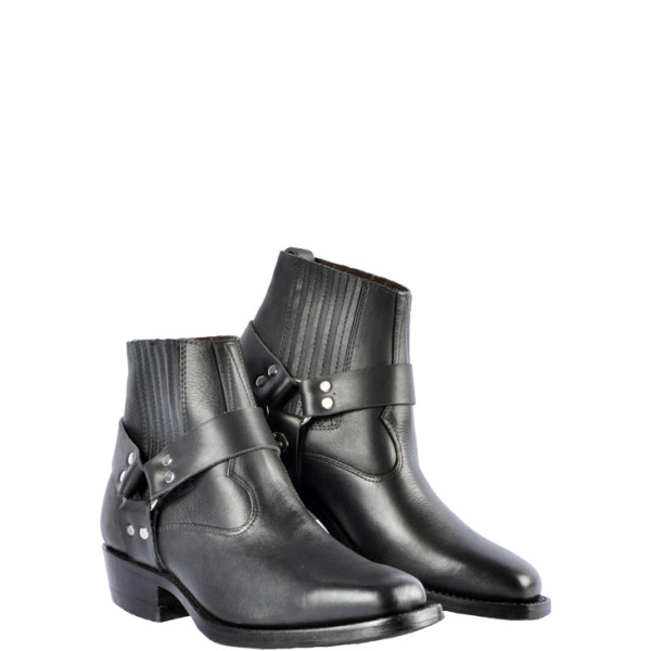 Harness Boot